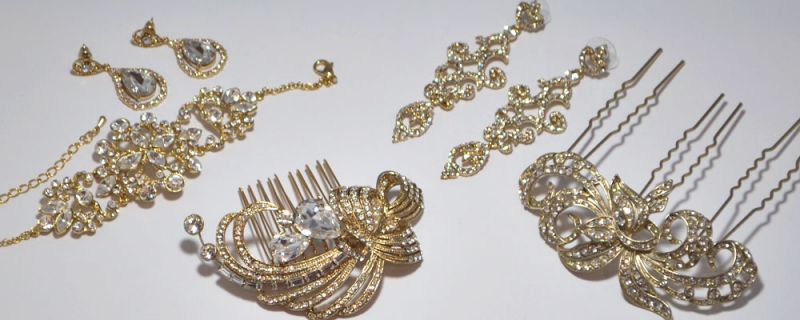 Gold Accessories - Gold & Rose Gold Trending for Brides